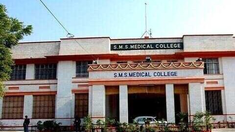 List Of Medical Colleges In Maharashtra With Fees & Cutoff